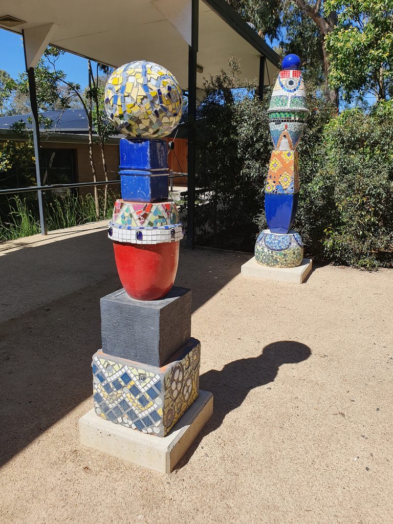 Horizons Art 2016 – 2019 Mosaic Totem Poles | Tintern Grammar